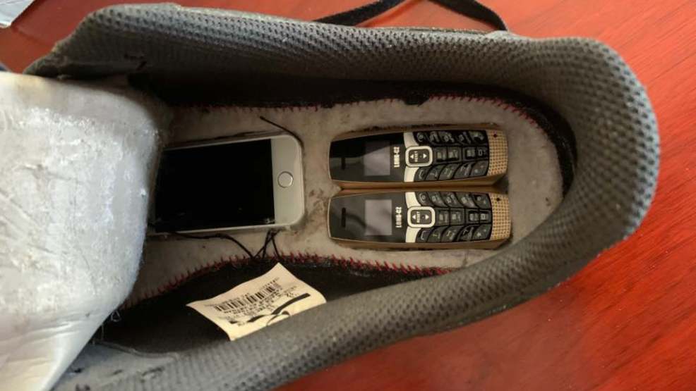 FCC to combat contraband cellphones in prison | KOKH